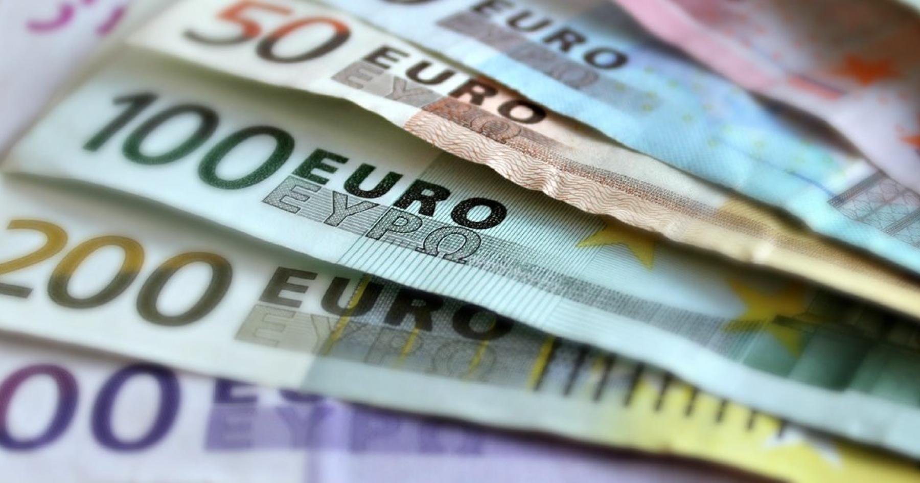 Kad ir un kad nav jādeklarē skaidra nauda uz LR robežas? | BilancePLZ